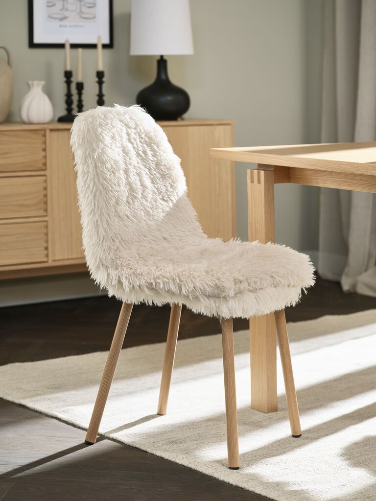 Scaun JONSTRUP imitație blană alb/stejar
